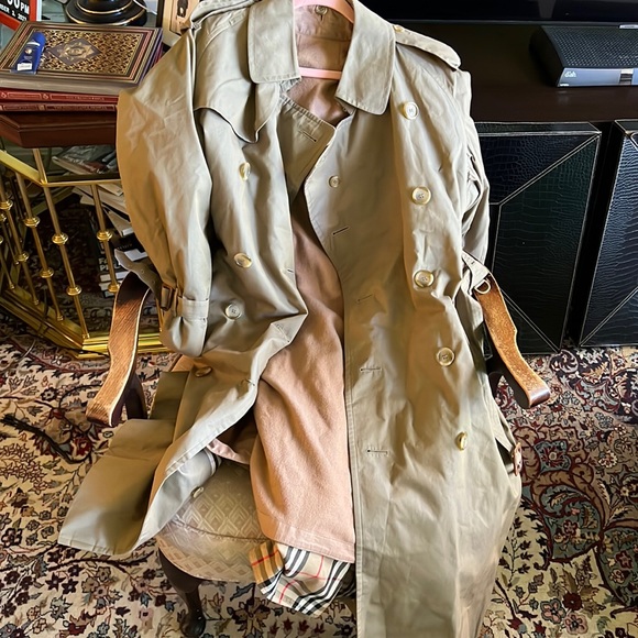 Burberry | Jackets & Coats | Mens Vintage Burberry Trench Coat | Poshmark